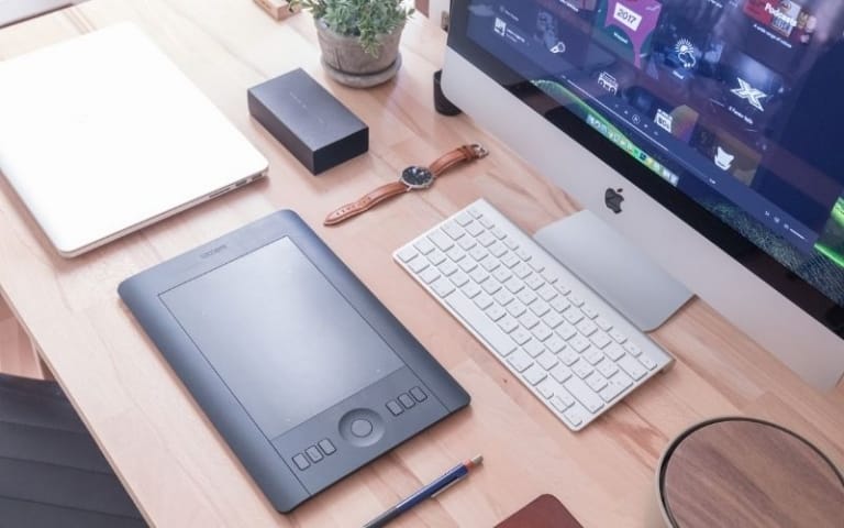 Digital zeichnen: 7 Möglichkeiten am PC zu malen (Überblick)